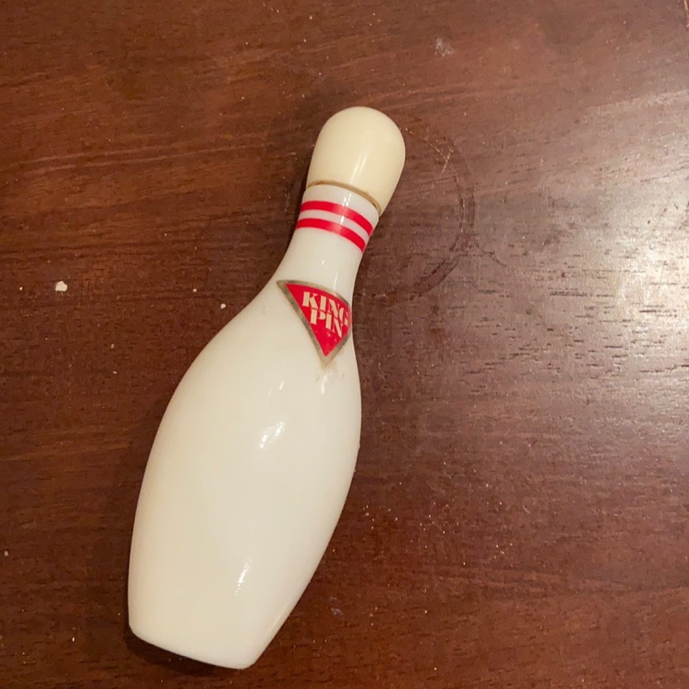 Vintage Avon “Kingpin” Fragrance Bowling Pin Bottle - Gem